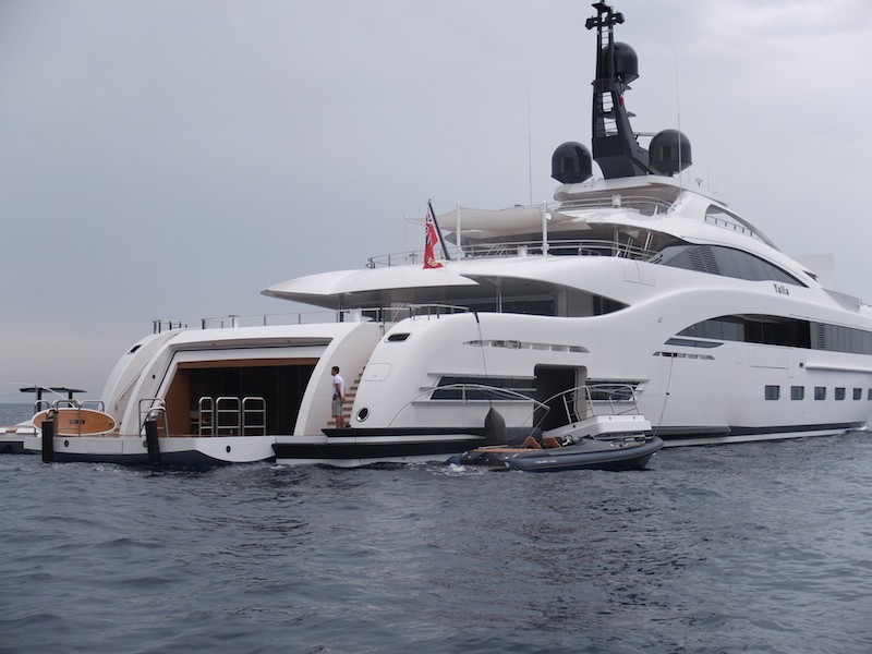 Yacht YALLA, a CRN Superyacht | CHARTERWORLD Luxury Superyacht Charters
